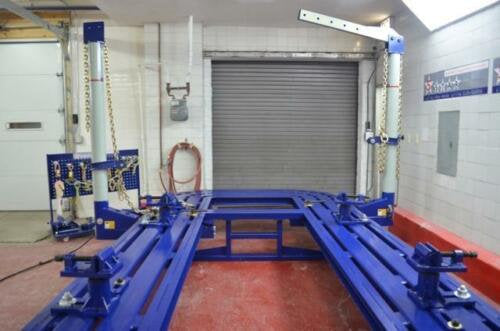FREE DELIVERY NEW 22 FEET 4 TOWERS AUTO BODY SHOP FRAME MACHINE COMPLE ...